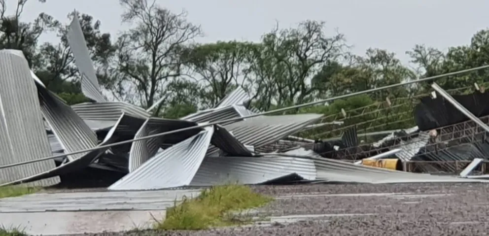 Cortes de energía eléctrica por caída de torre de alta tensión y más de ...