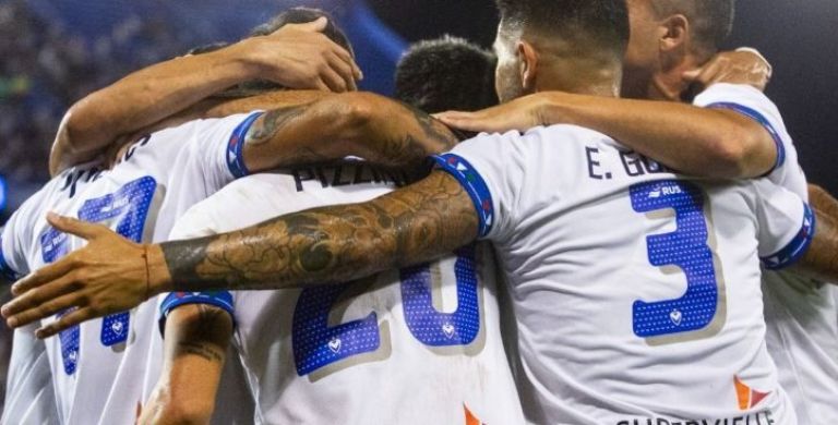 Escándalo en Vélez: denunciaron por abuso sexual a Sebastián Sosa ...