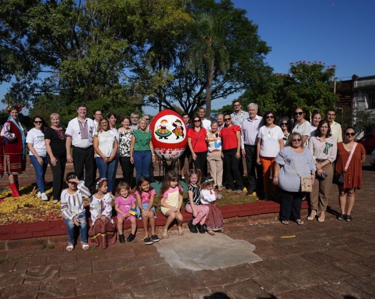 En Apóstoles se exhiben gigantes pesankes | El Territorio