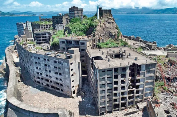 La isla de Hashima: de la gloria minera al silencio fantasmagórico | El ...