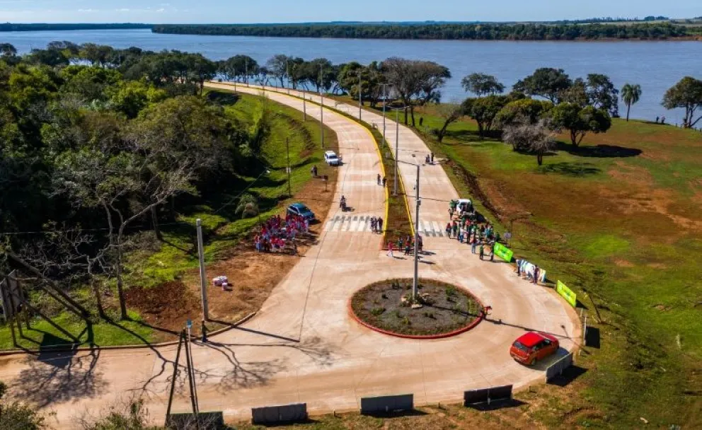 Santo Tomé estrena paseo costero sobre el río Uruguay | El Territorio
